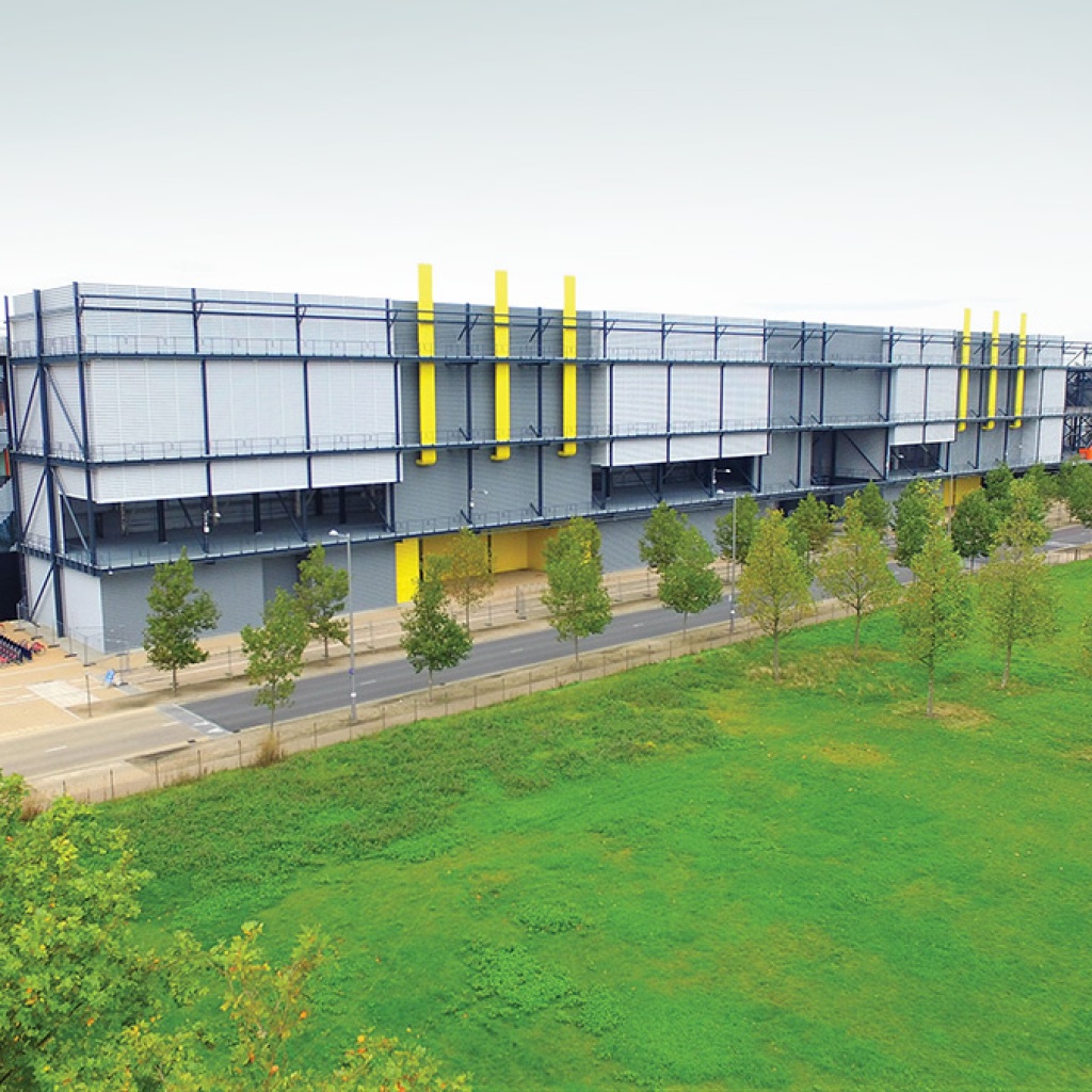 Continuous line acoustic louvre system and supporting steelwork | Caice